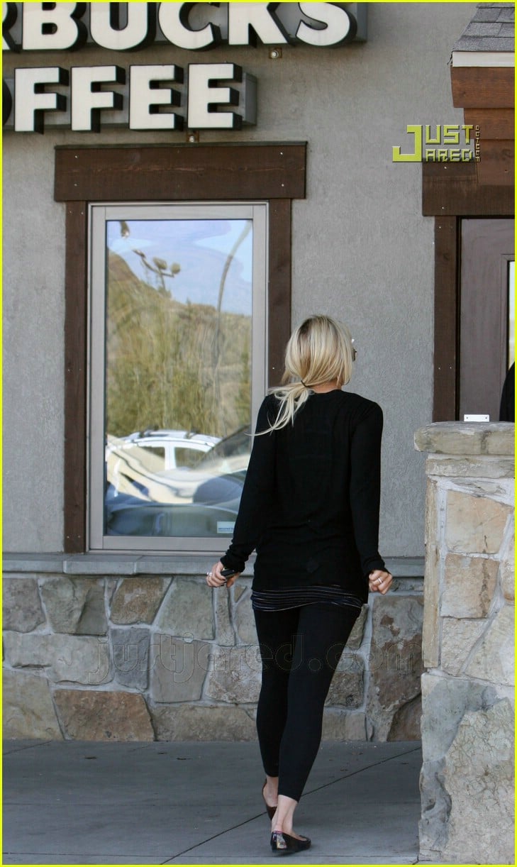 Riley Giles: Lindsay Lohan, Hold My Hand: Photo 654451 | Photos | Just ...