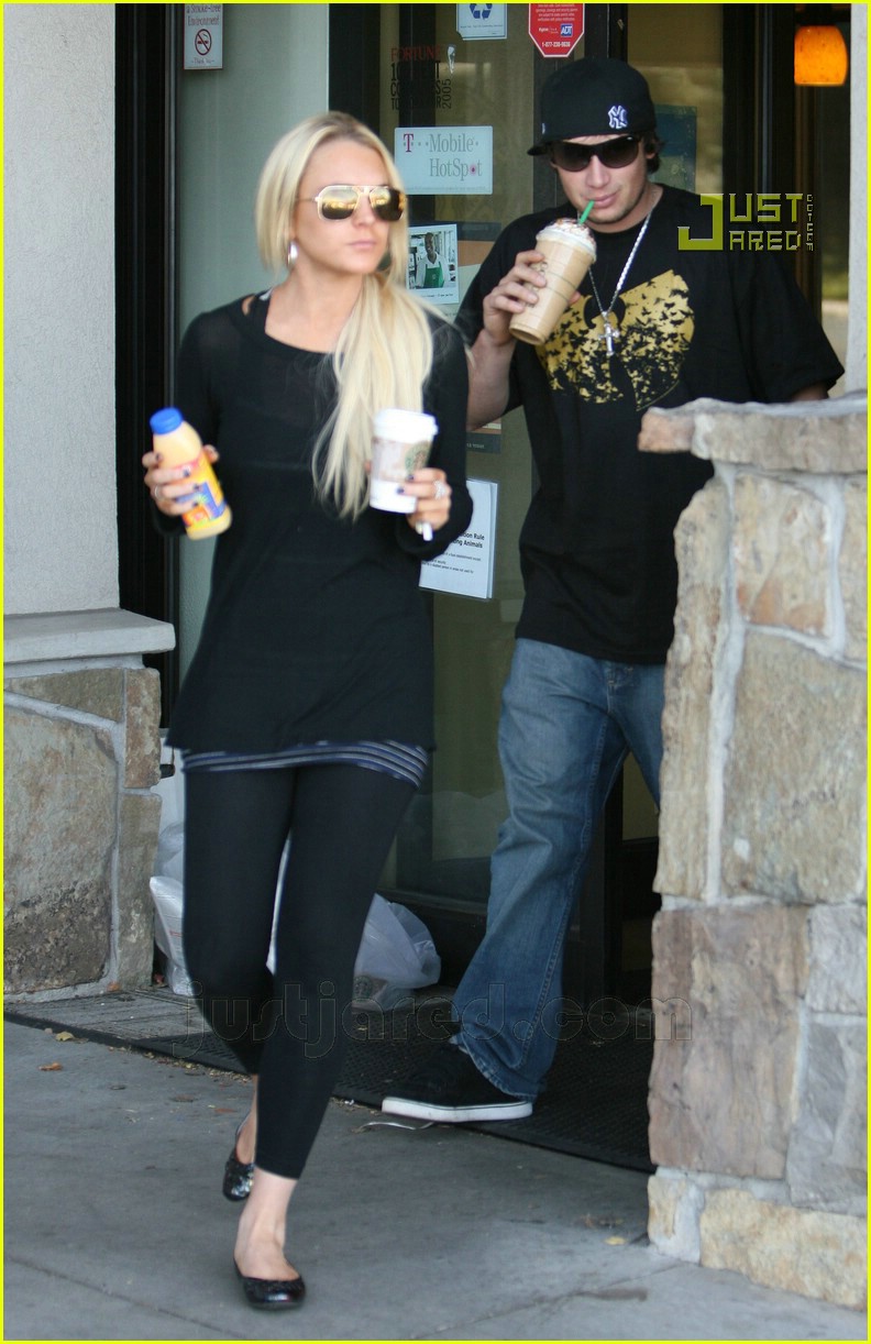 Riley Giles: Lindsay Lohan, Hold My Hand: Photo 654461 | Lindsay Lohan ...