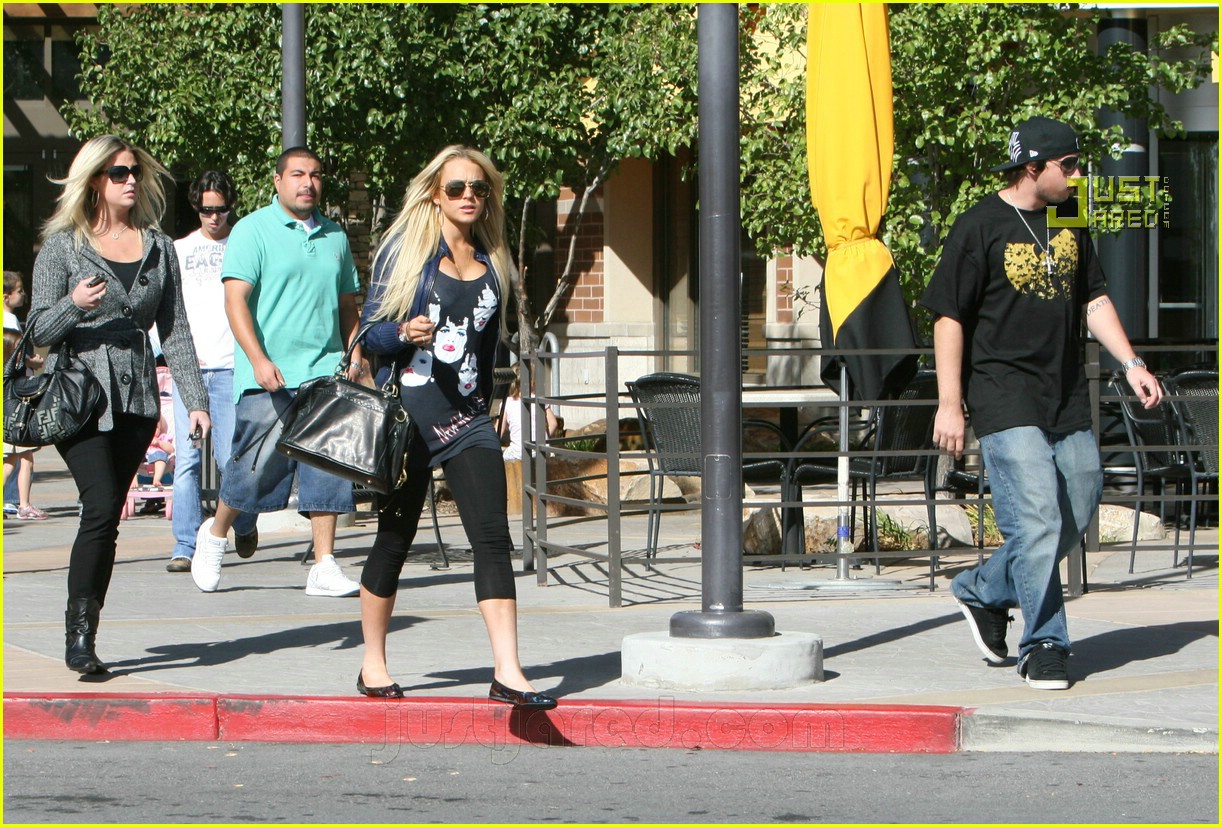 Riley Giles: Lindsay Lohan, Hold My Hand: Photo 654481 | Photos | Just ...