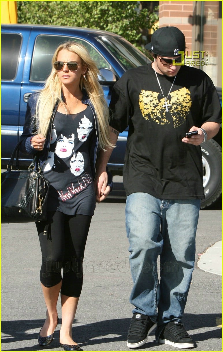 Riley Giles: Lindsay Lohan, Hold My Hand: Photo 654511 | Pictures ...