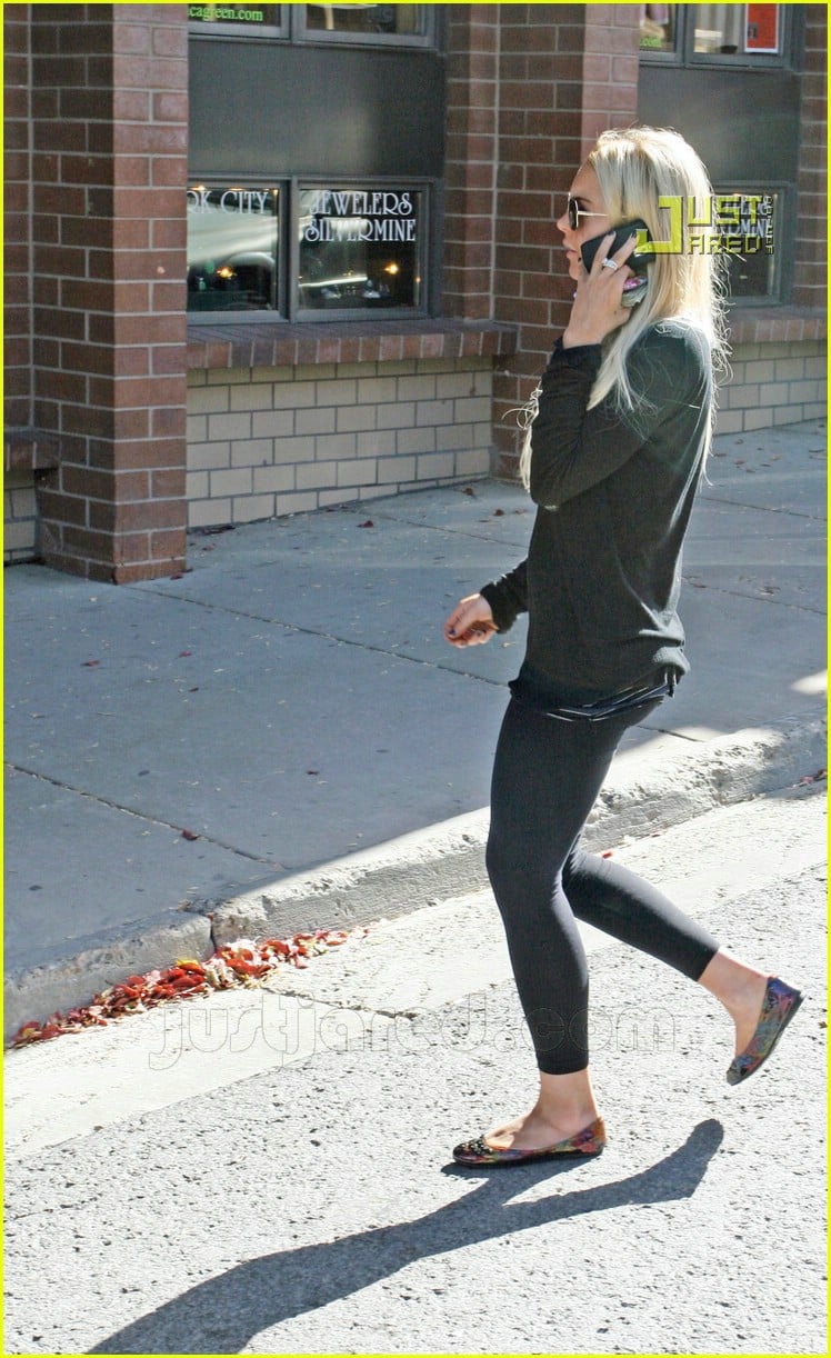 Riley Giles: Lindsay Lohan, Hold My Hand: Photo 654571 | Photos | Just ...