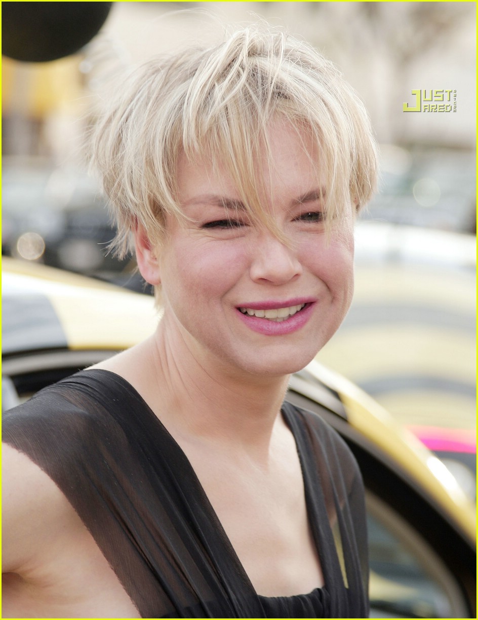 Renee Zellweger's Buzzin' New Do: Photo 695501 | Photos | Just Jared ...