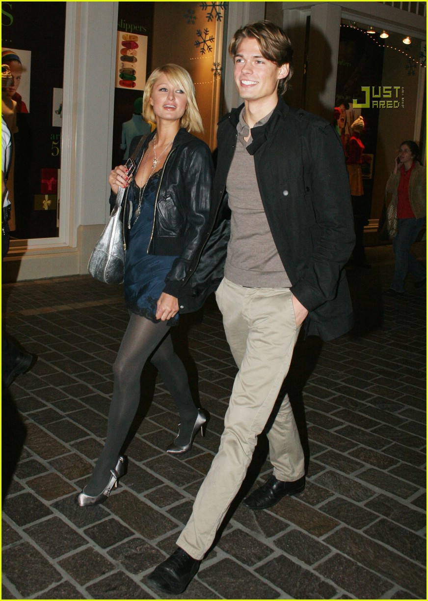 Paris Hilton & Alex Vaggo's Date Night Out: Photo 760511 | Photos ...