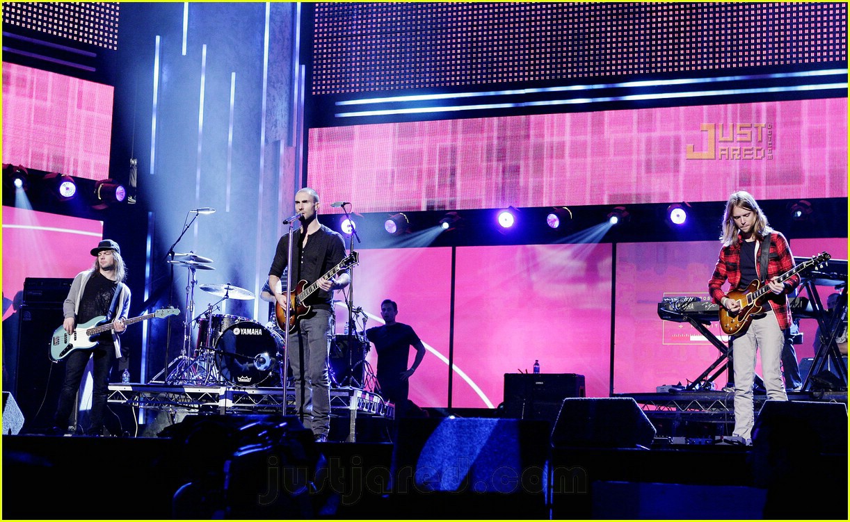 Sneak Peek of the 2007 AMAs: Photo 739541 | Pictures | Just Jared