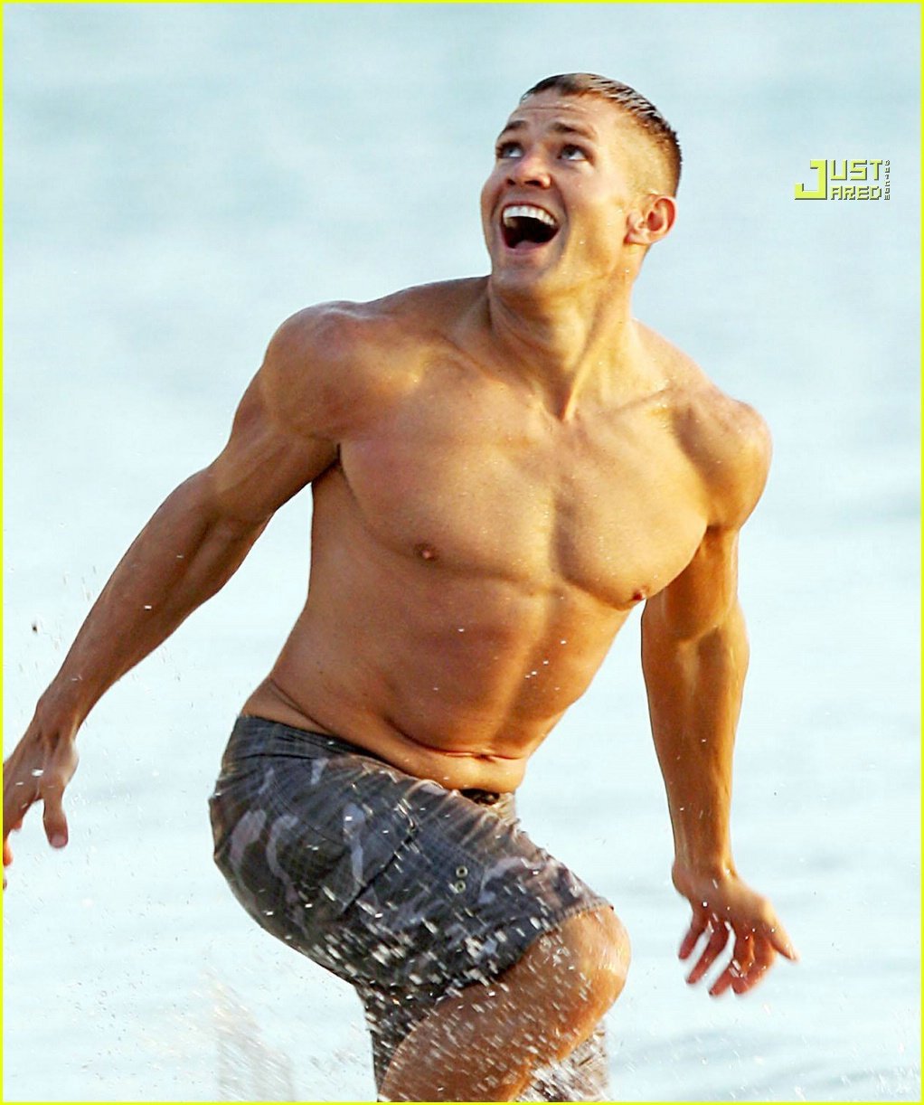 Andy Baldwin is a Football Fanatic: Photo 755791 | Photos | Just Jared ...