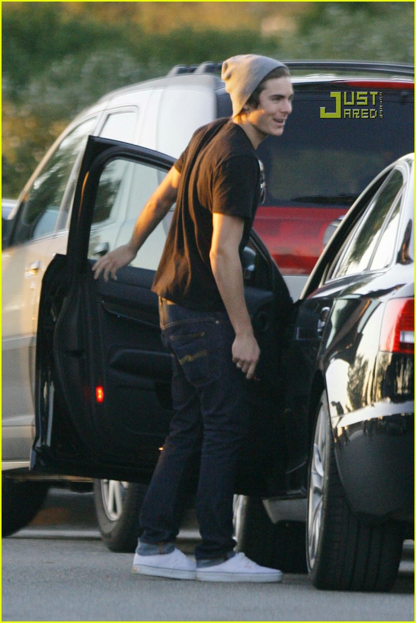 Dylan Efron: Zac's Brother Bonding Time: Photo 756591 | Pictures | Just ...