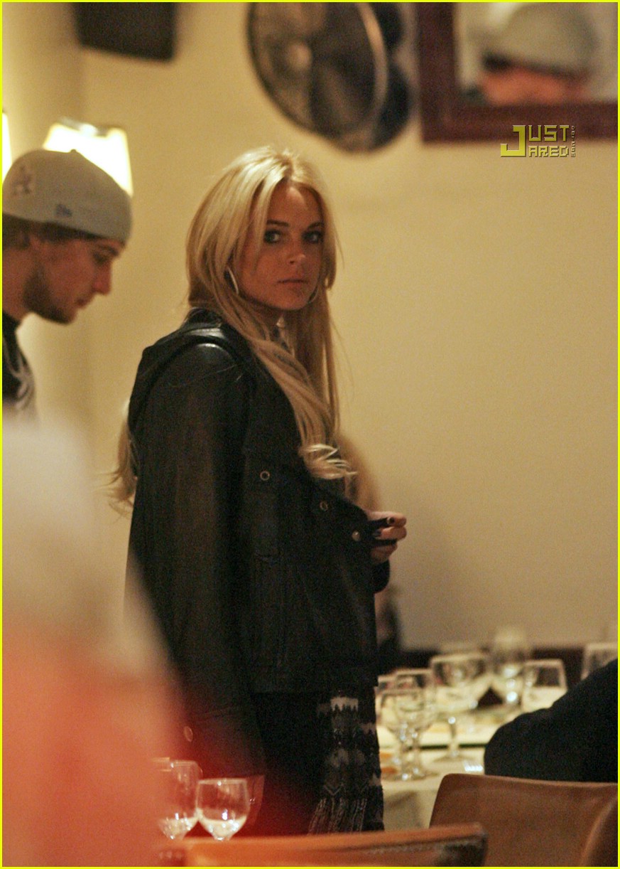 Lindsay Lohan's Thanksgiving Holiday: Photo 754491 | Dina Lohan ...