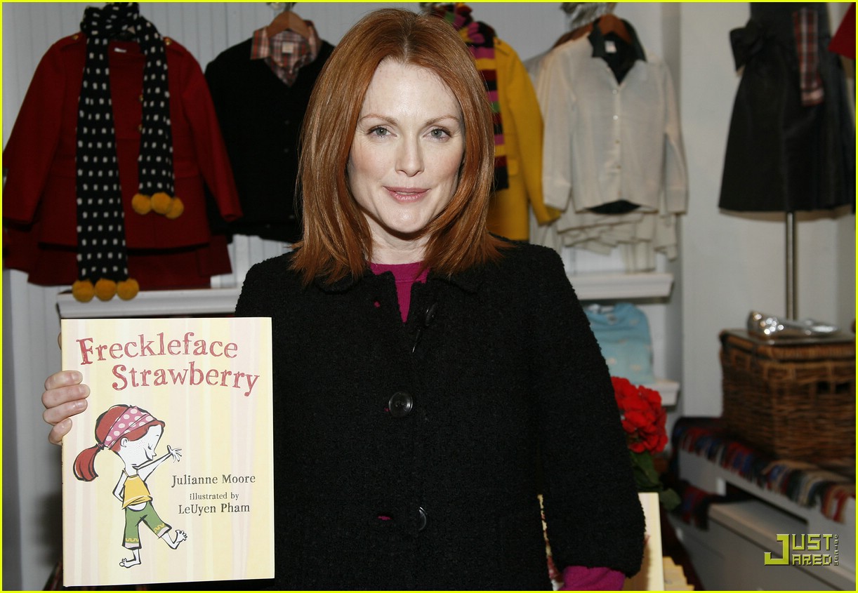 Julianne Moore is Freckleface Strawberry: Photo 734201 | Photos | Just ...