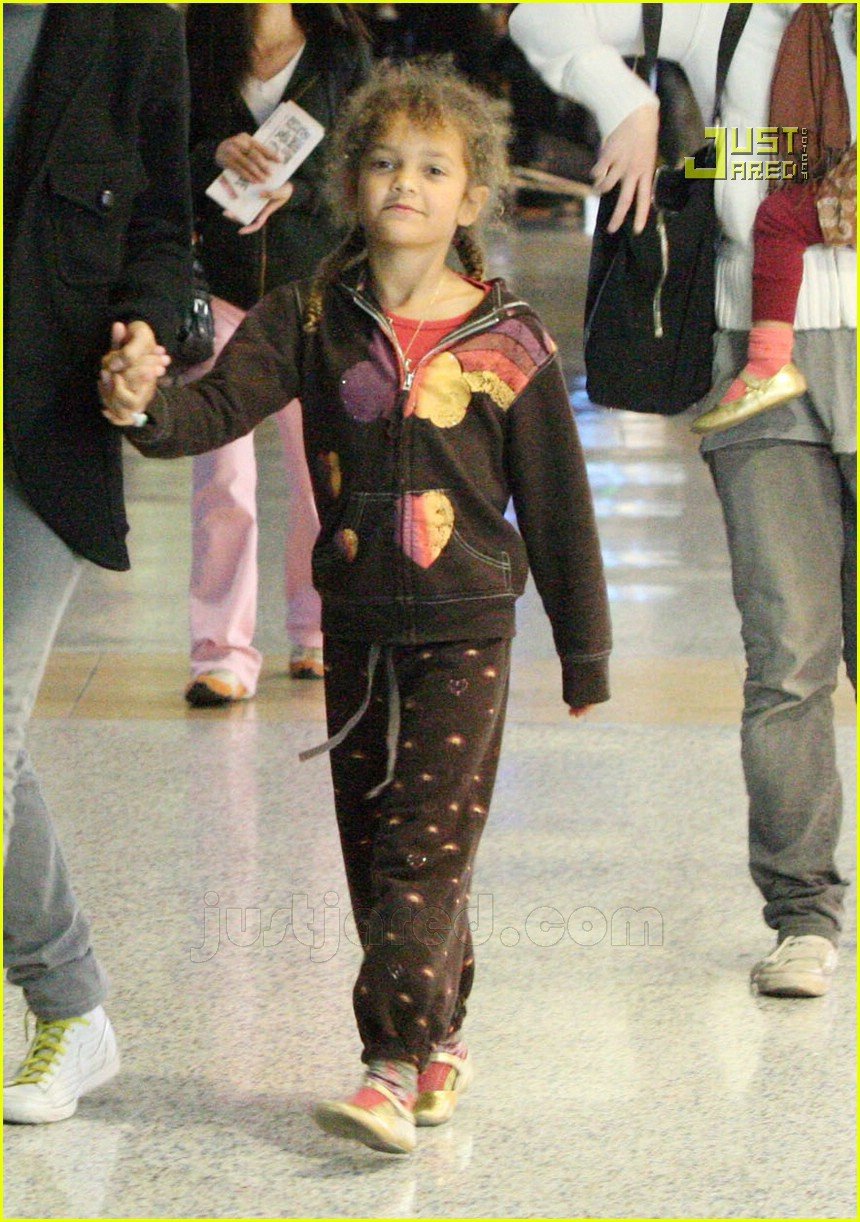 Thandie's Adorable Daughters: Photo 715631 | Photos | Just Jared ...