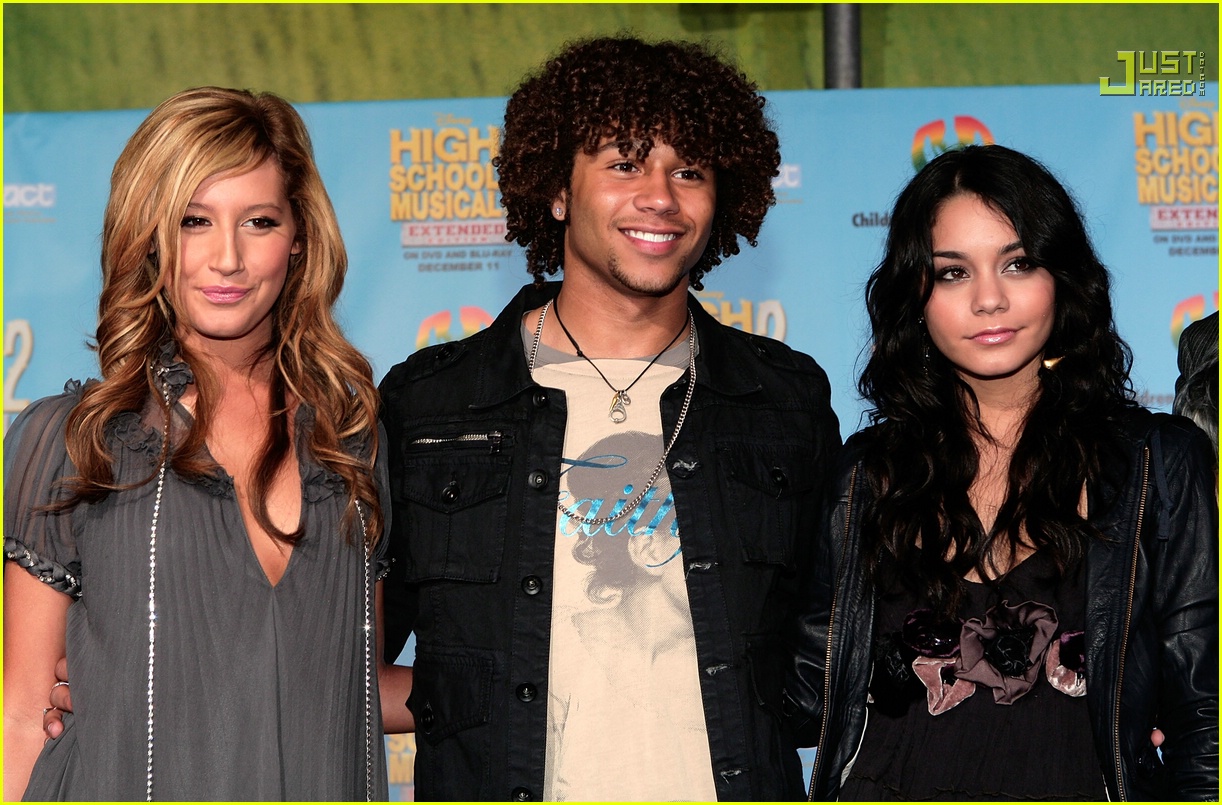 Ashley Tisdale @ 'High School Musical 2' DVD Release: Photo 748611 ...