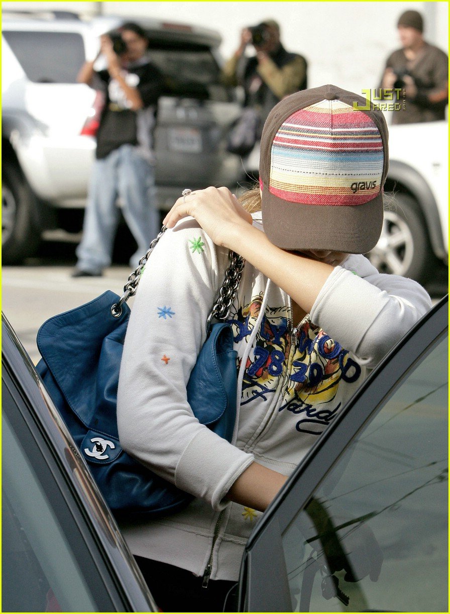 Full Sized Photo of jessica alba rock 03 | Photo 825601 | Just Jared