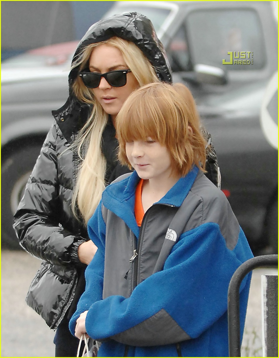 Lindsay Lohan's Sister-Brother Bonding: Photo 820211 | Dakota Lohan ...
