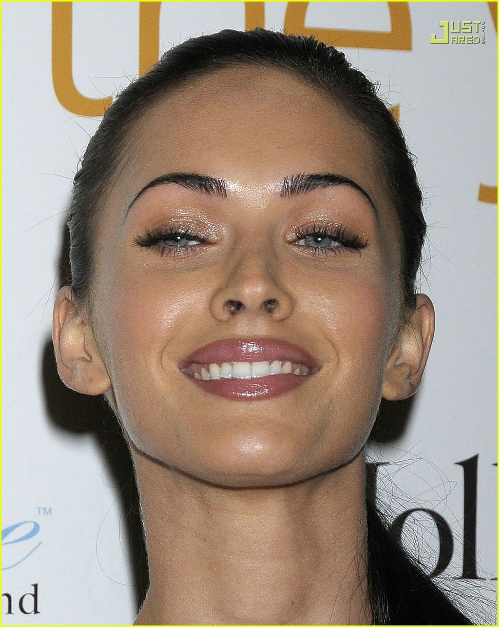 Megan Fox @ Breakthrough Awards 2007: Photo 793071 | Megan Fox Photos ...