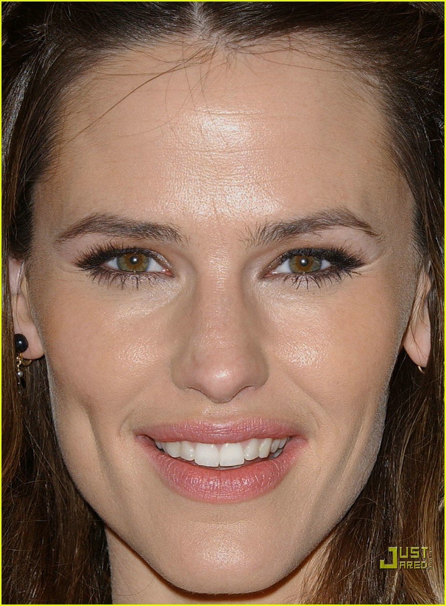 Jennifer Garner @ 'Juno' Premiere: Photo 779891 | Photos | Just Jared ...