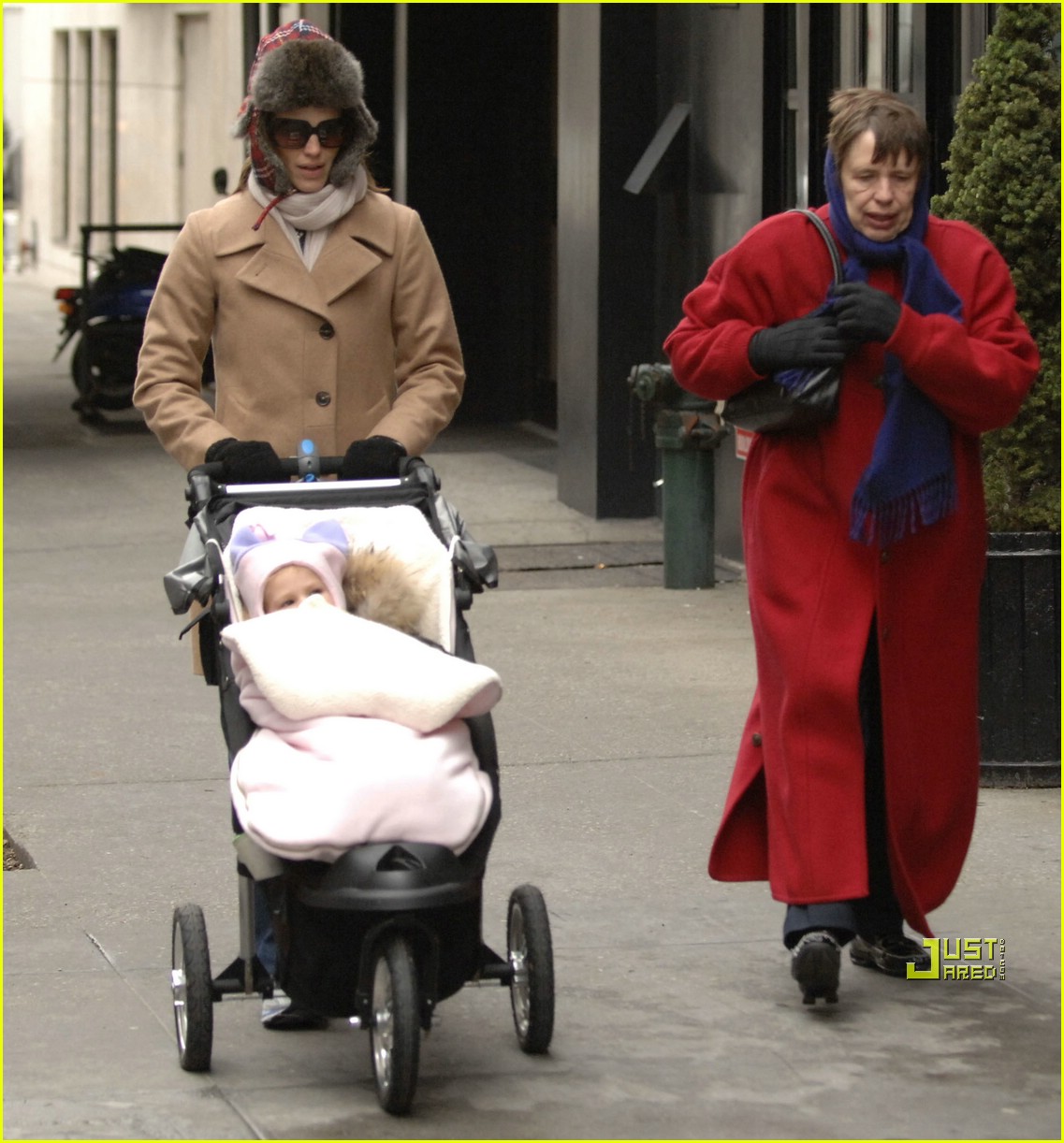 Jennifer Garner Sees The Rock: Photo 788431 | Photos | Just Jared ...