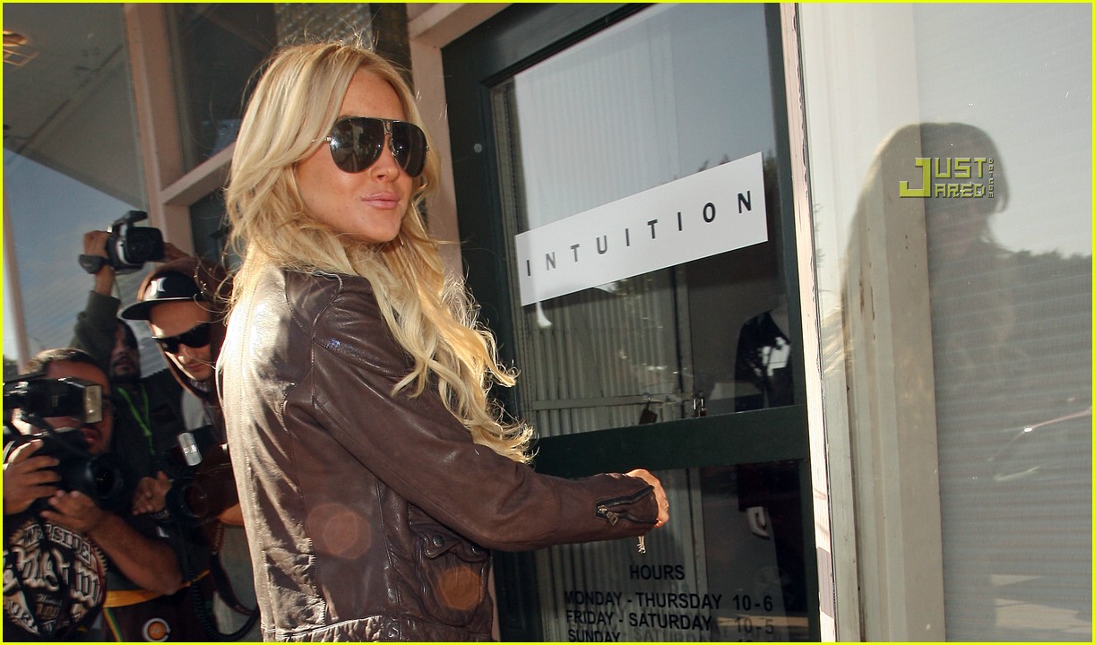 Lindsay's Intuition? Shop!: Photo 789601 | Photos | Just Jared ...