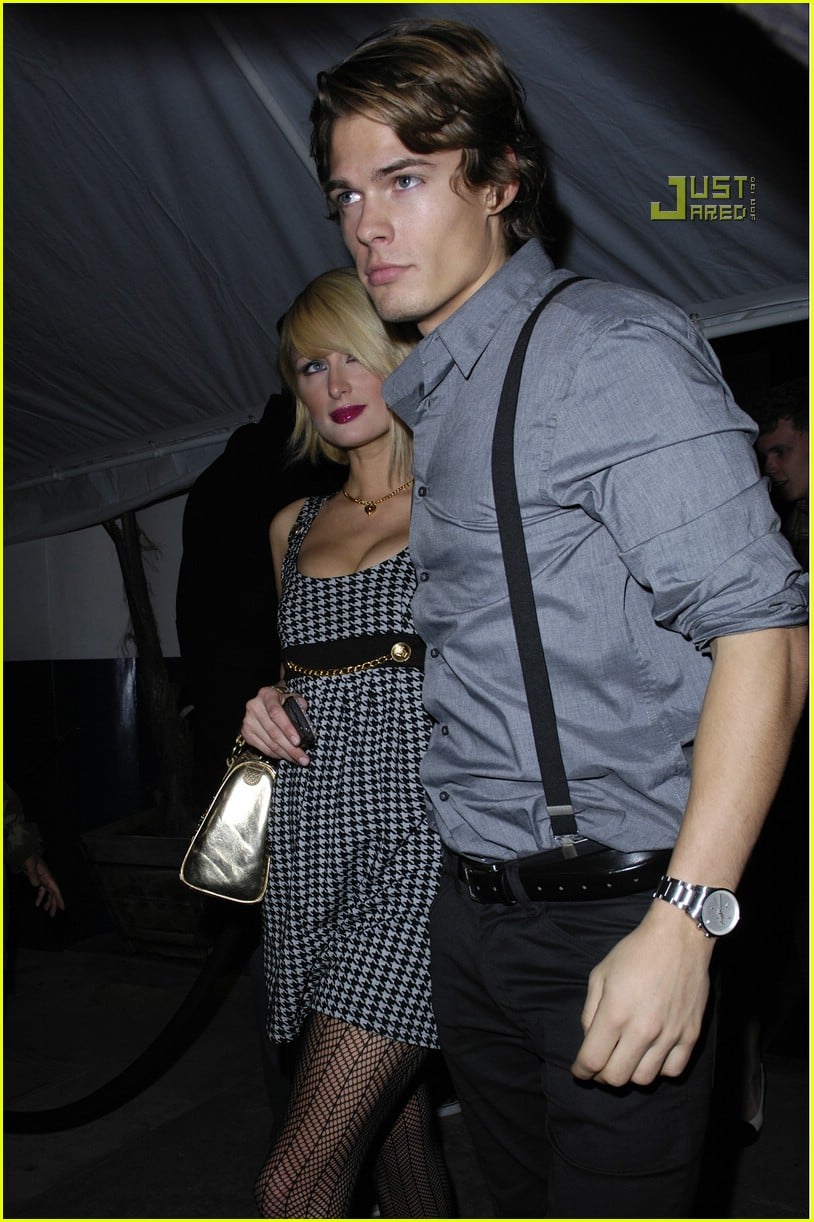 Paris Hilton Loves Her Swedish Meatballs: Photo 814471 | Pictures ...