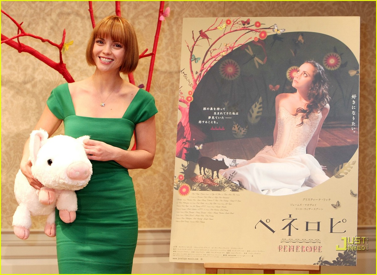 Christina Ricci is a Pig: Photo 809971 | Photos | Just Jared: Celebrity ...