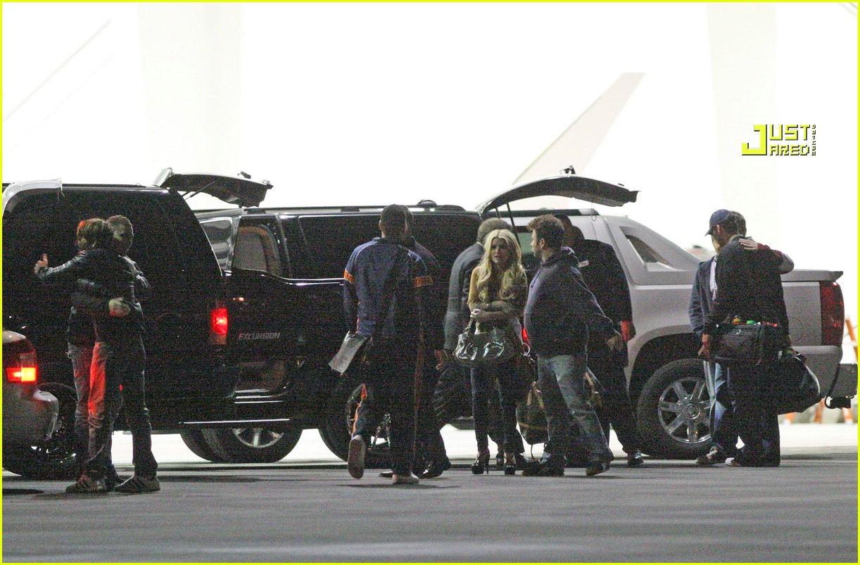 Jessica Simpson and Tony Romo are Dallas Sweethearts: Photo 797091 ...