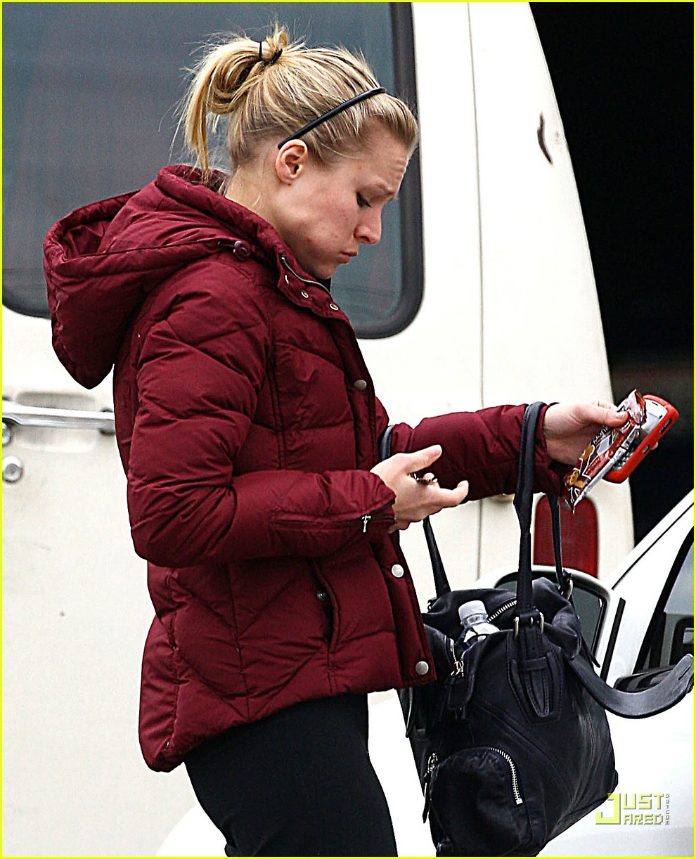 Kristen Bell is One Smart Monkey: Photo 877791 | Photos | Just Jared ...