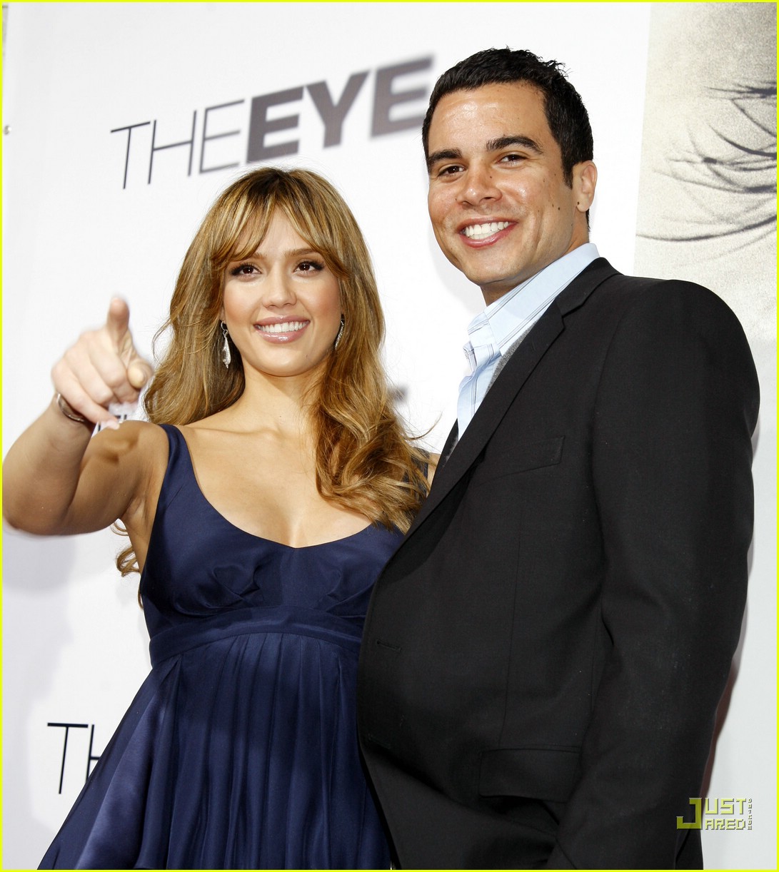 Jessica Alba Gives Us "The Eye": Photo 897841 | Photos | Just Jared ...