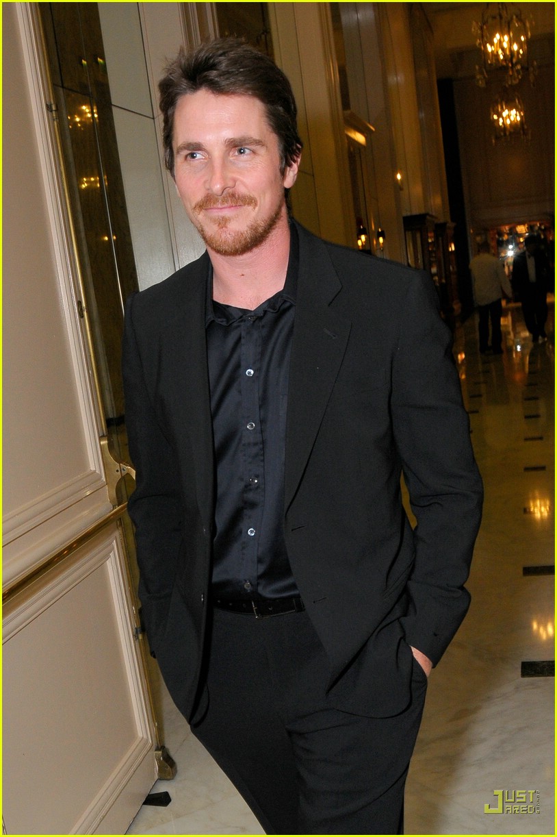 Christian Bale @ Costume Designers Guild Awards: Photo 944481 | Photos ...