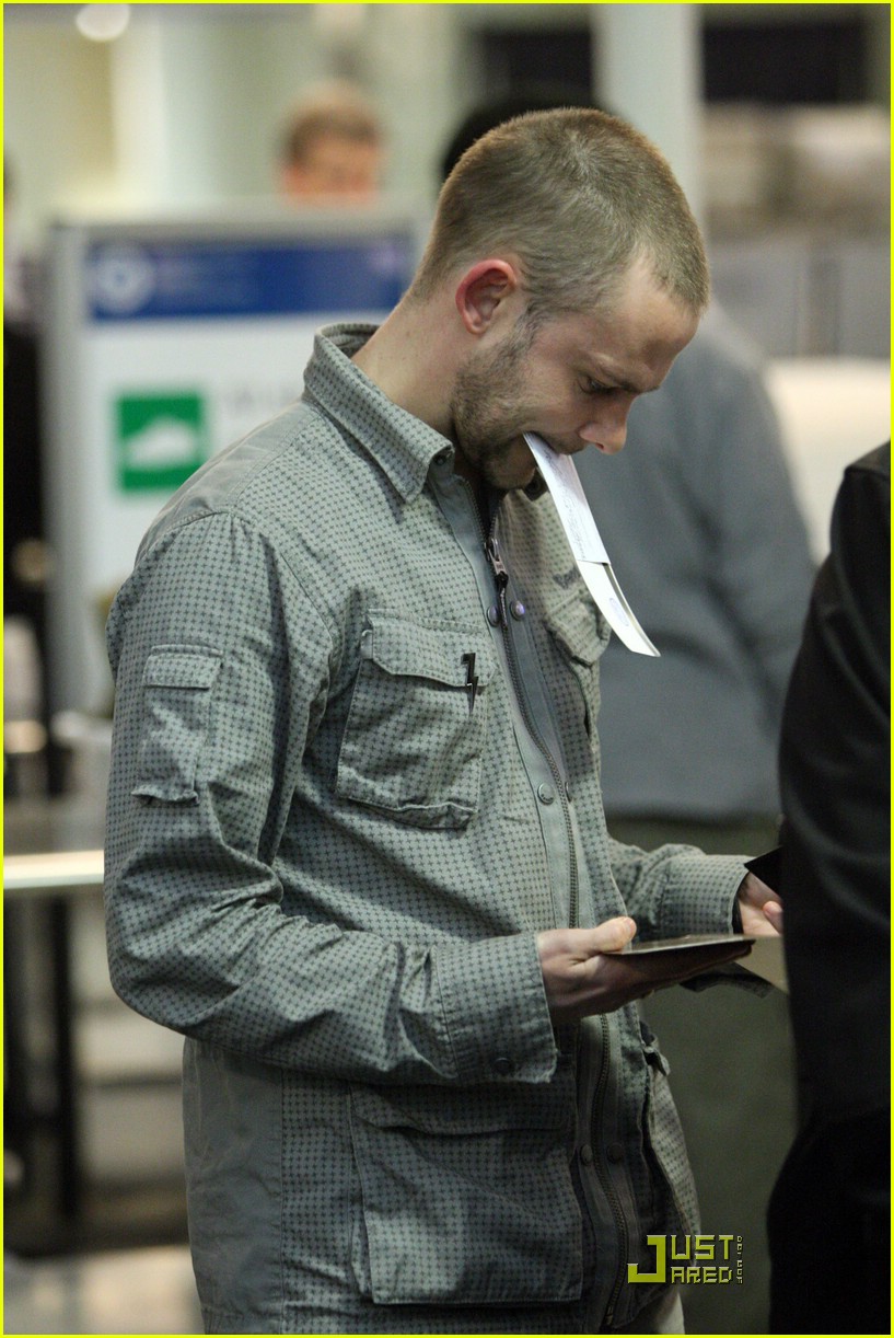 Dominic Monaghan is a Beak Boy: Photo 946371 | Photos | Just Jared ...