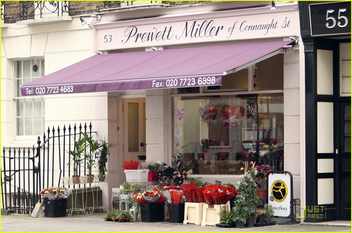 Keira Knightley's Friend-ly Valentine: Photo 934411 | Keira Knightley ...