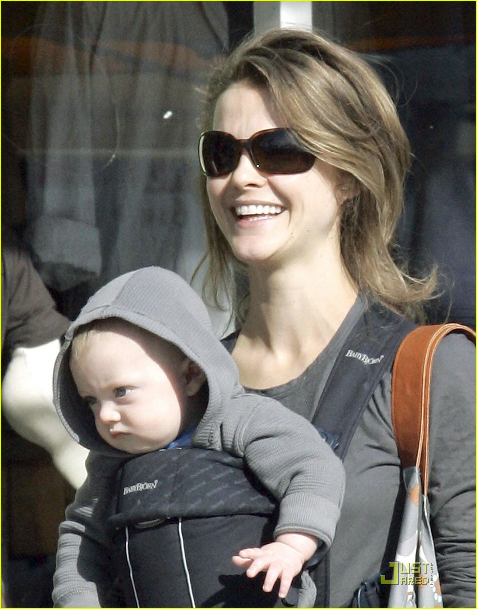 Keri Russell's River Run: Photo 940701 | Photos | Just Jared: Celebrity ...