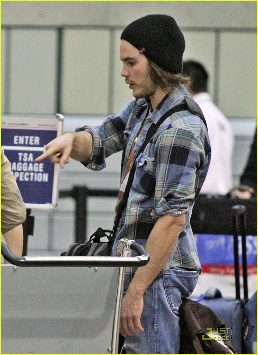 Taylor Kitsch Gambit