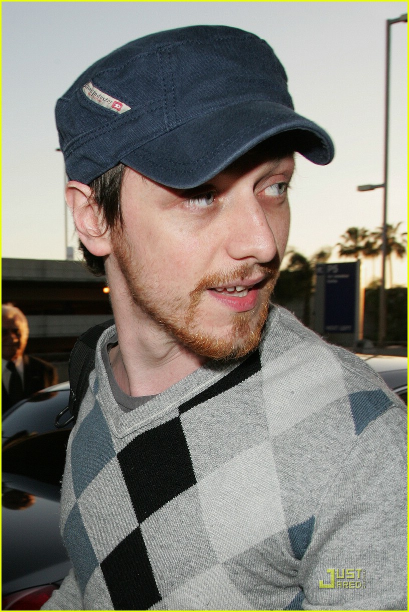 James McAvoy Jets Outta LAX: Photo 958331 | Photos | Just Jared ...