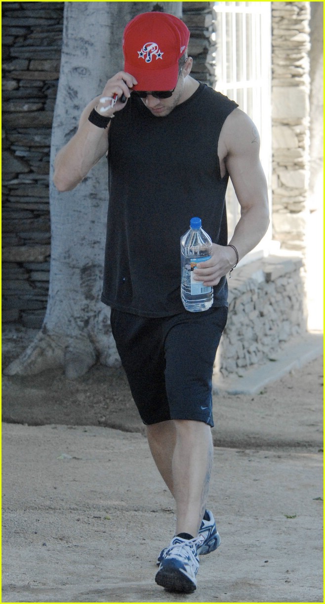 Ryan Phillippe is Buff: Photo 906061 | Photos | Just Jared: Celebrity ...