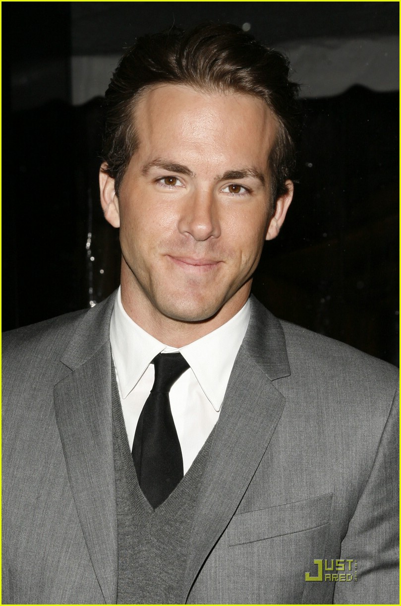 Ryan Reynolds: Practice Your Verbal Judo: Photo 936721 | Pictures ...