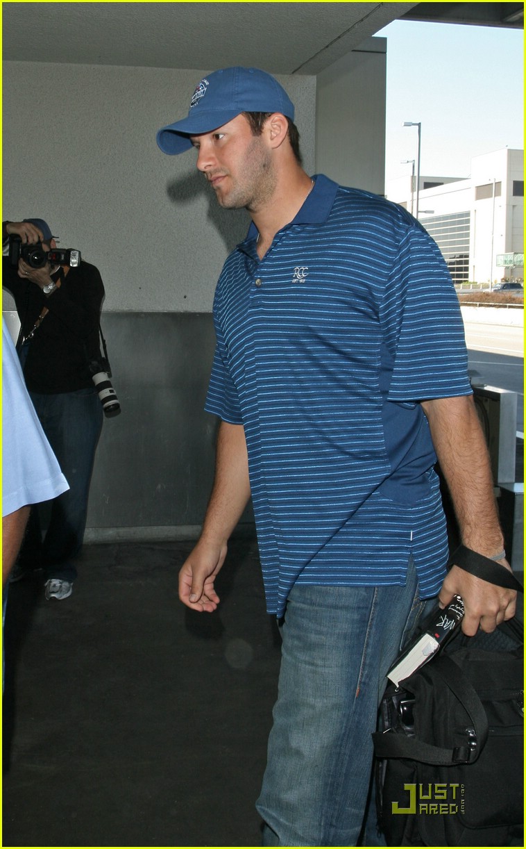 Romo-Simpson Rendezous?: Photo 931101 | Photos | Just Jared ...