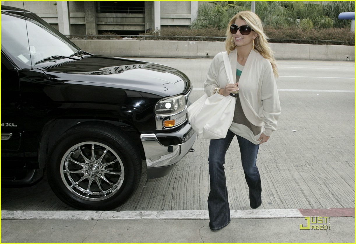 Romo-Simpson Rendezous?: Photo 931141 | Photos | Just Jared ...