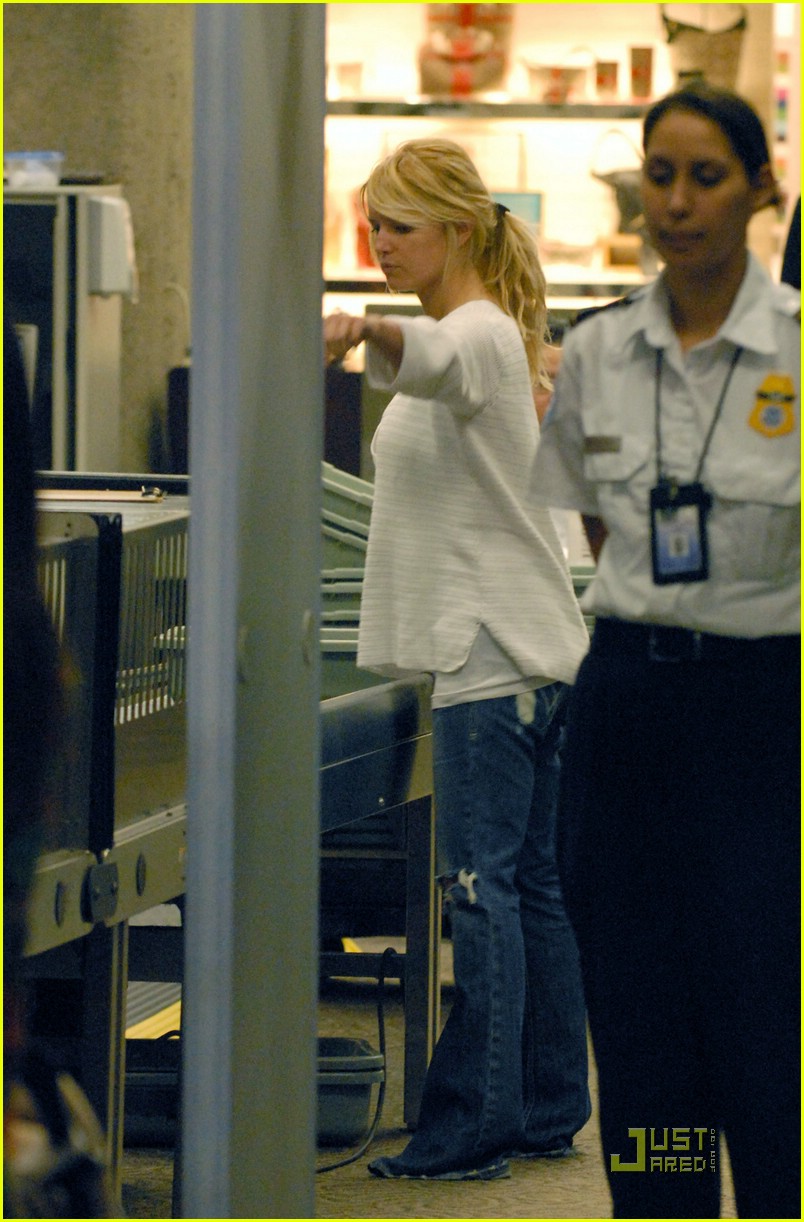 Photo: jessica simpson tony romo shady couple 06 | Photo 925671 | Just ...