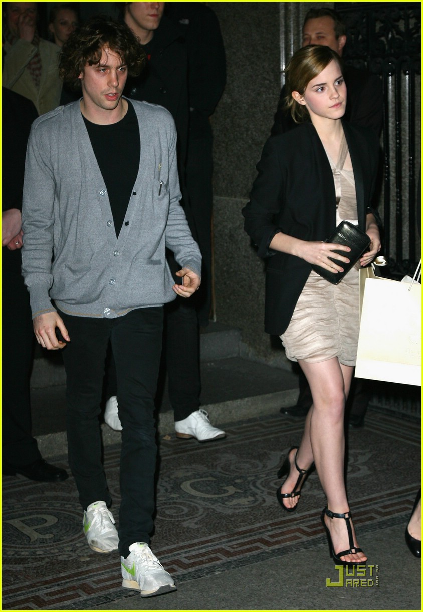 Emma Watson & Johnny Borrell: Unlikely Companions: Photo 928131 ...