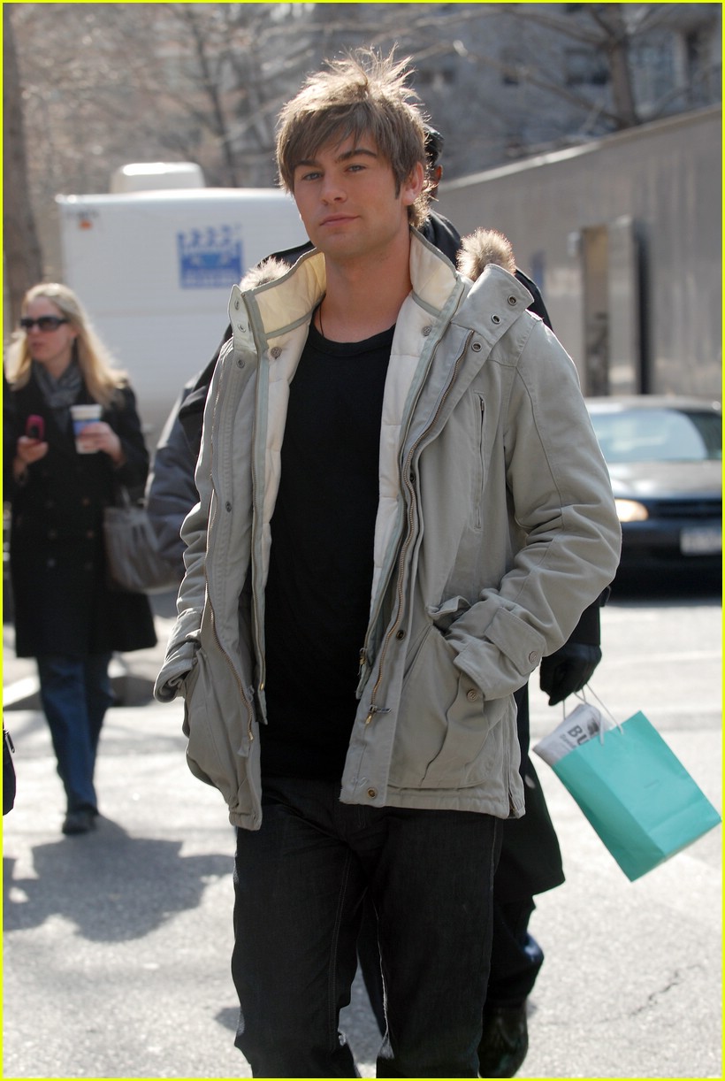 Chace Crawford and the Pink Boots: Photo 1018031 | Photos | Just Jared ...