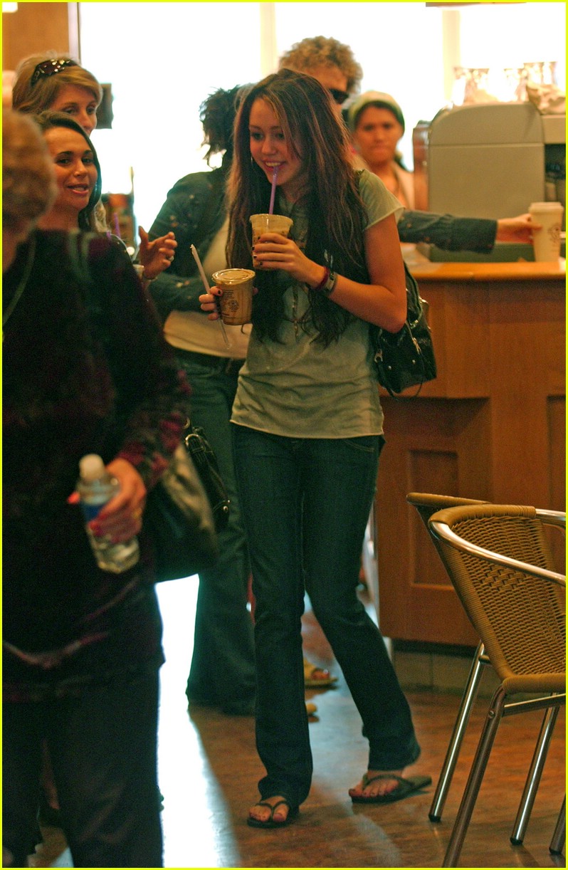 Miley Cyrus: Two Peaces in a Pod: Photo 996601 | Photos | Just Jared ...