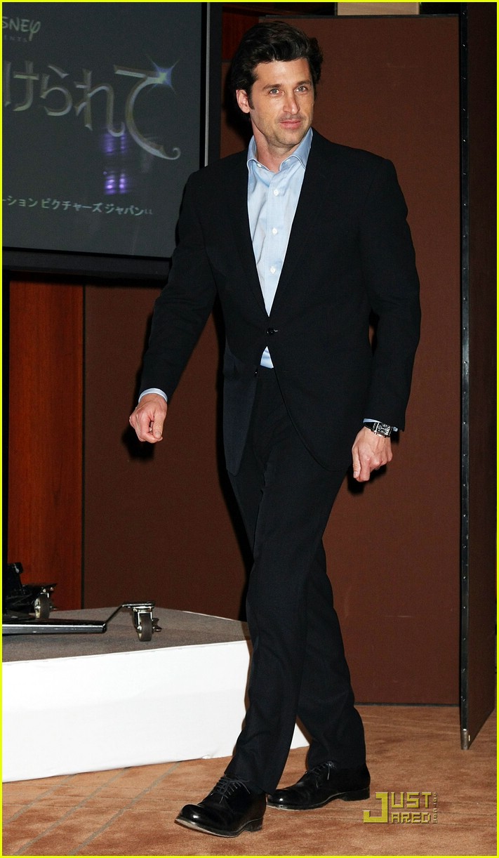 Patrick Dempsey: Hello, Japan!: Photo 970001 | Photos | Just Jared ...