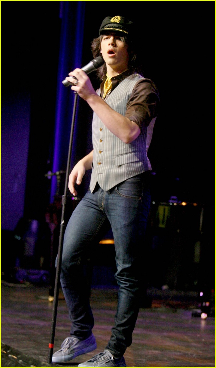 The Jonas Brothers are Hard Rockers: Photo 1012171 | Photos | Just ...