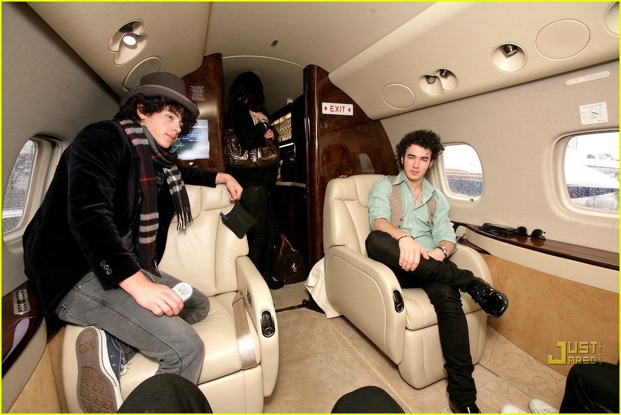 The Jonas Brothers: A Private Jet Preview: Photo 983051 | Joe Jonas ...