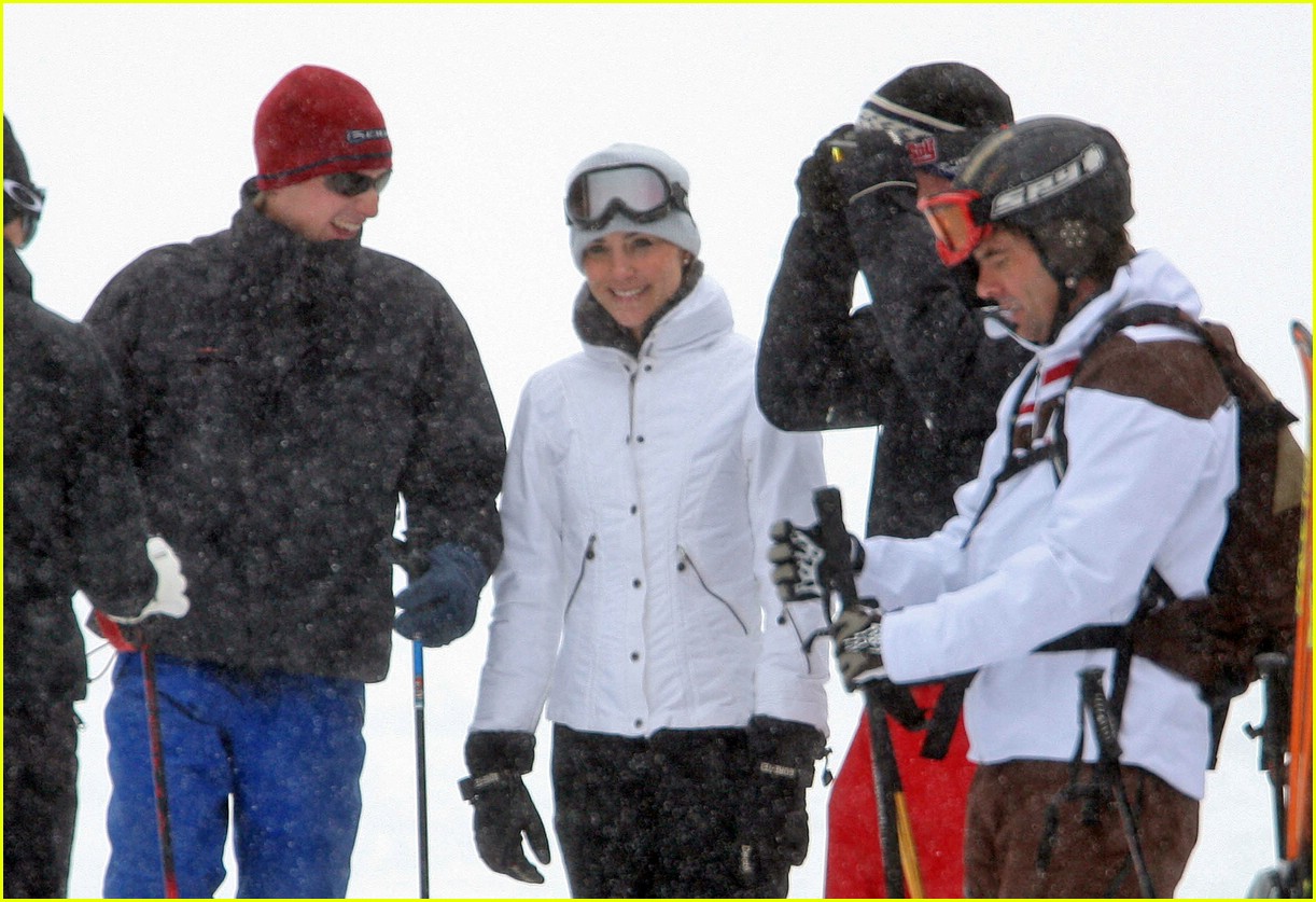 Prince William & Kate Middleton Hit the Ski Slopes: Photo 1001211 ...