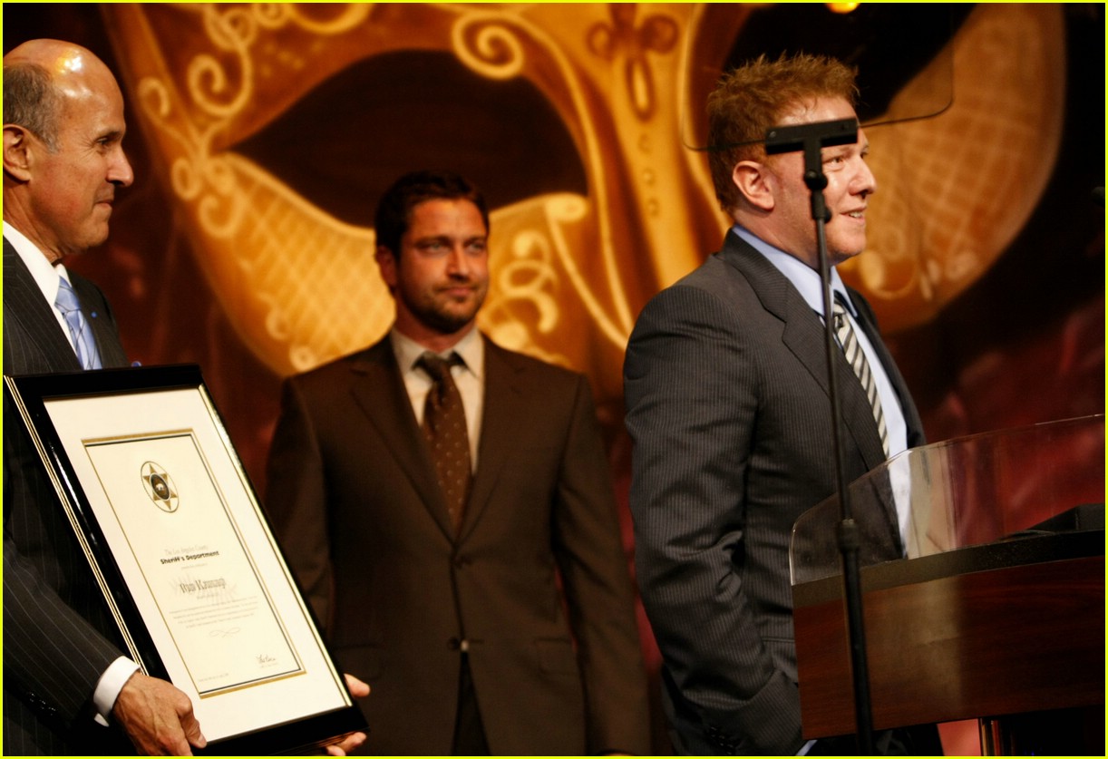 Gerard Butler Salutes the Youth: Photo 1088571 | Photos | Just Jared ...