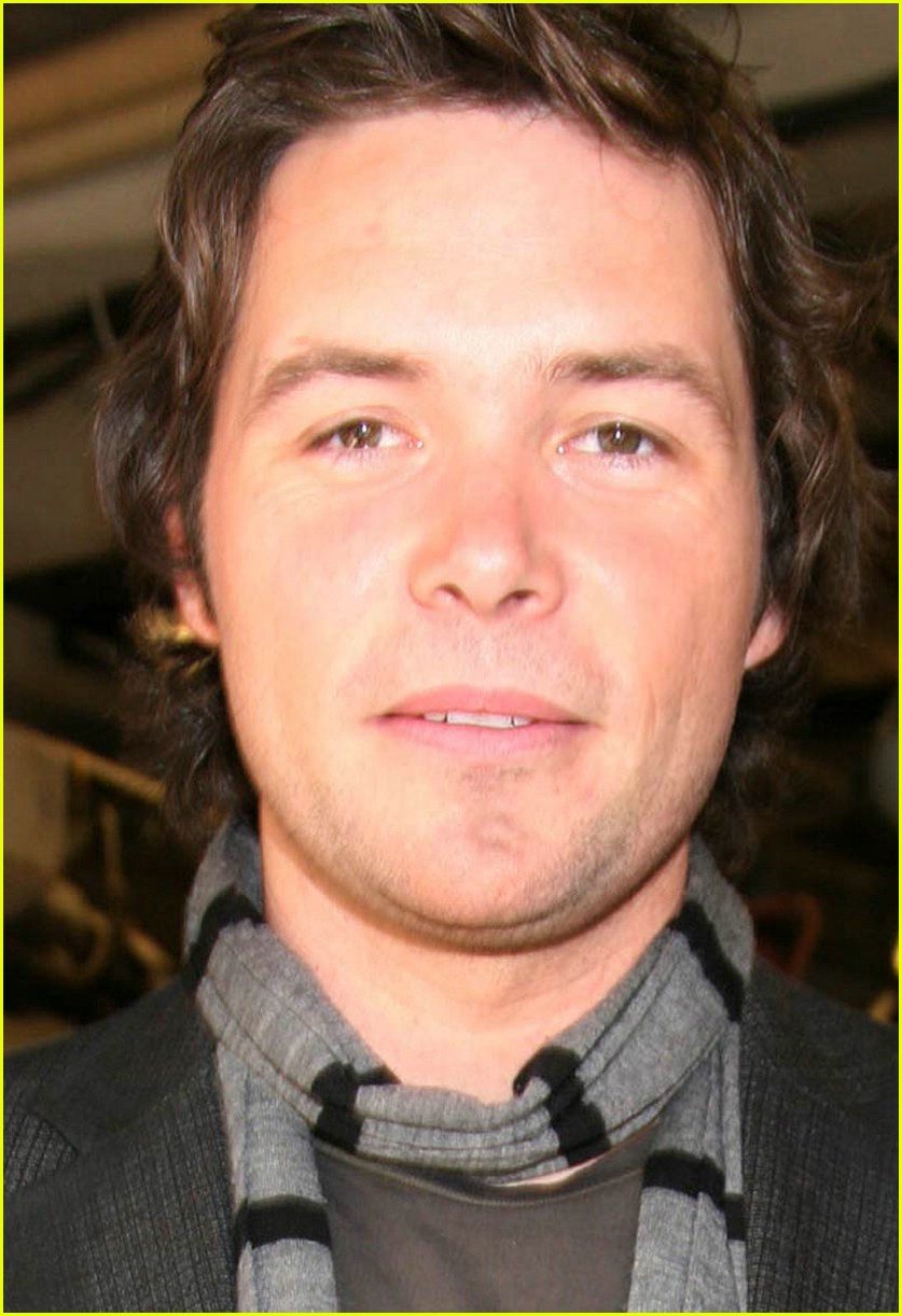 Michael Johns Idolized at Regis and Kelly: Photo 1066461 | Photos ...