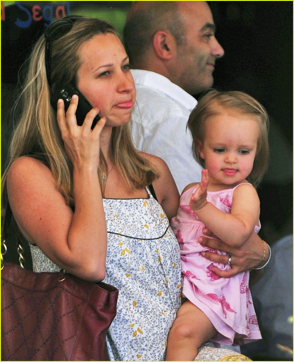 Ruby Maguire's Saturday Stroll: Photo 1063191 | Pictures | Just Jared