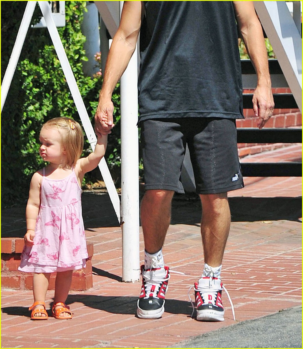 Photo: ruby maguire saturday stroll 08 | Photo 1063241 | Just Jared ...