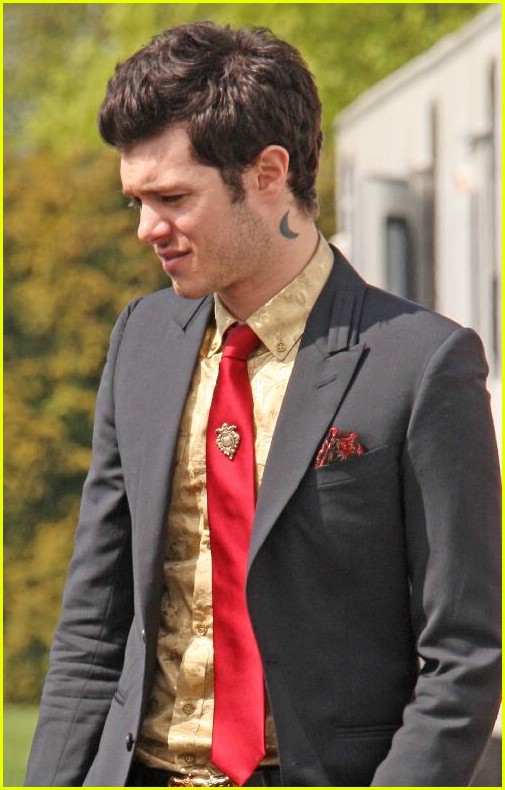 Adam Brody Has a Low Shoulder: Photo 1114711 | Adam Brody Photos | Just ...