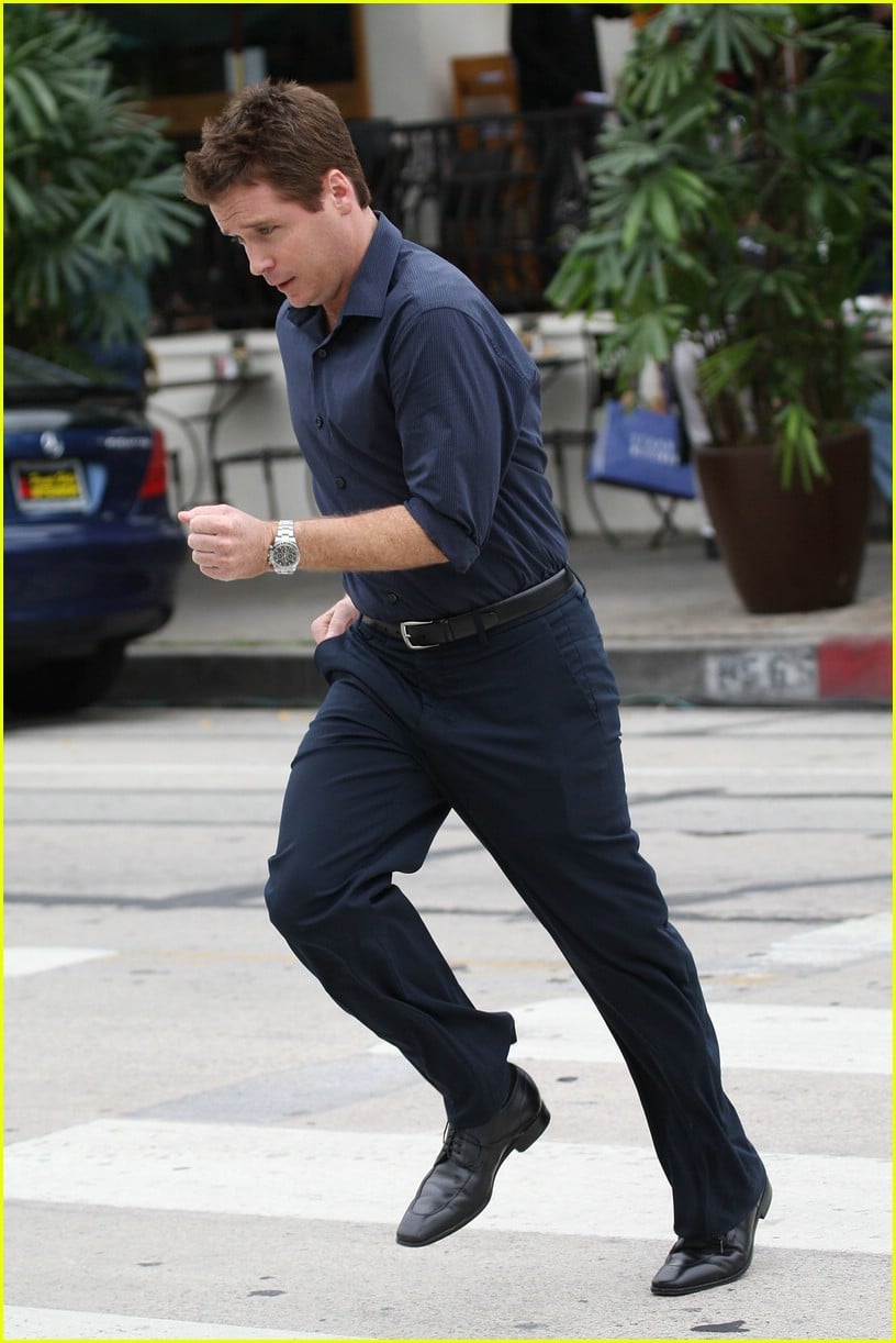 Adrian and His Entourage Come Back to Urth: Photo 1117751 | Pictures ...