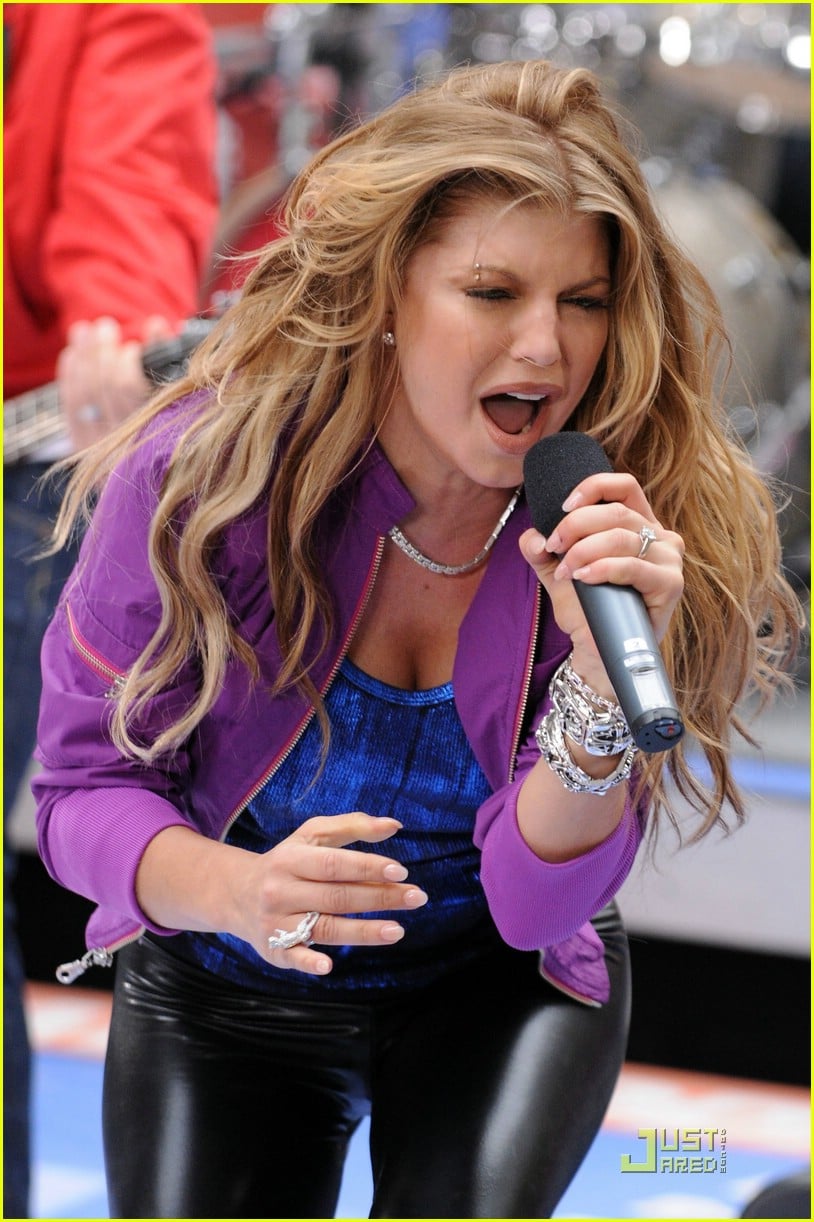 Fergie is a Flipping Freak: Photo 1141481 | Photos | Just Jared ...